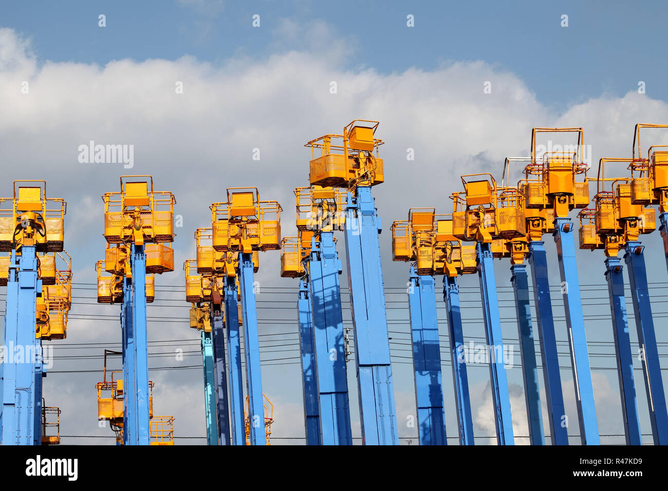Safety cage robot hi-res stock photography and images - Alamy