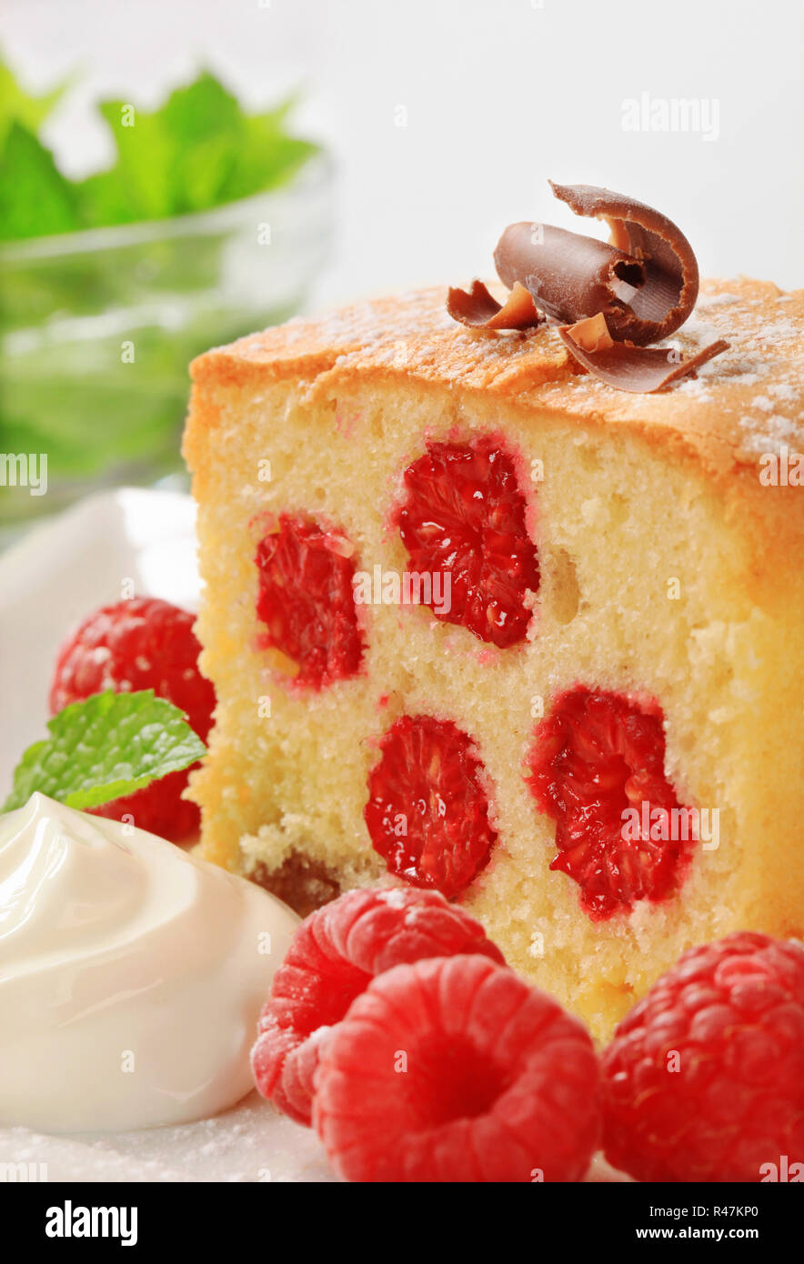 Raspberry sponge cake Stock Photo - Alamy