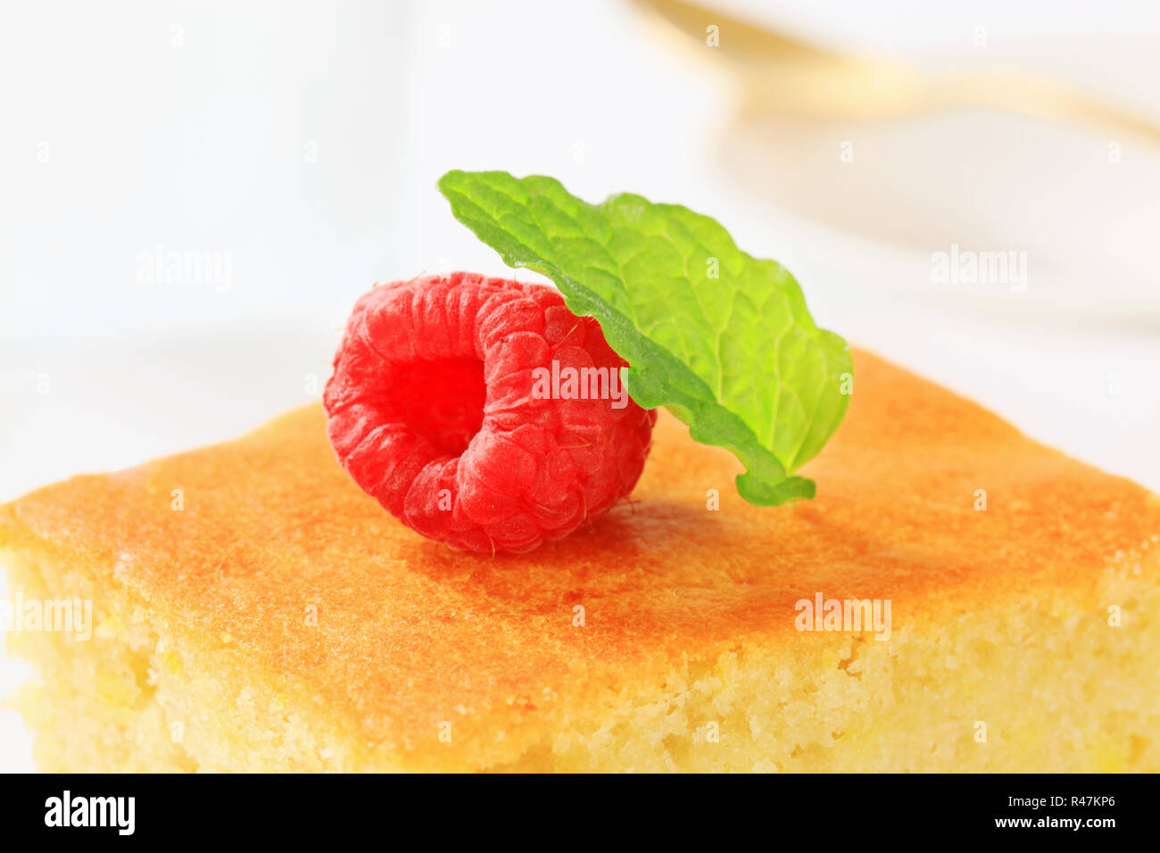 Lemon sponge cake Stock Photo - Alamy