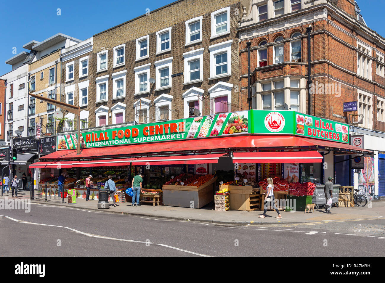 International food supermarket hi-res stock photography and images - Alamy