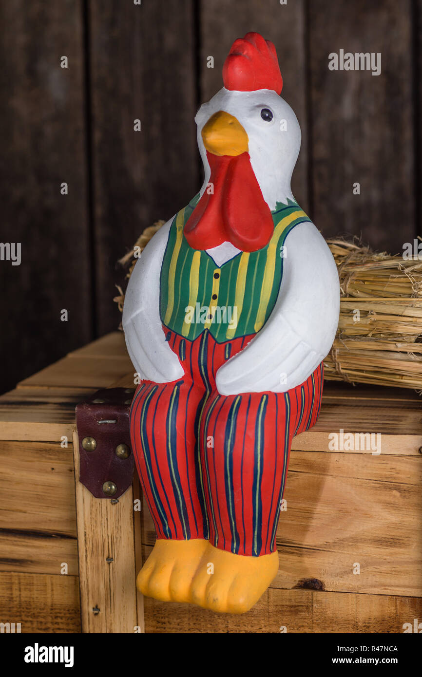 Hen sit egg hi-res stock photography and images - Alamy