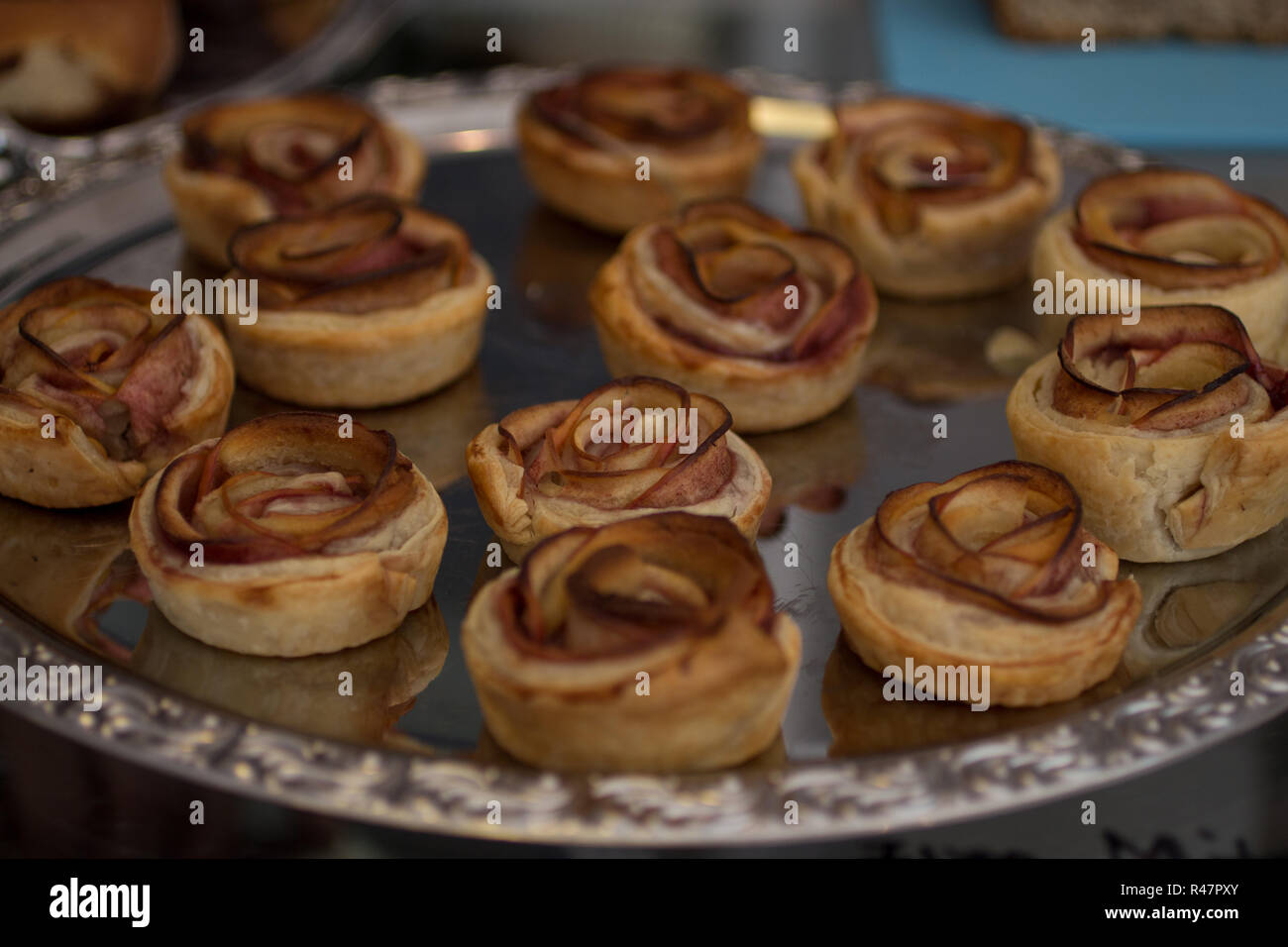 Marzipanrose hi-res stock photography and images - Alamy