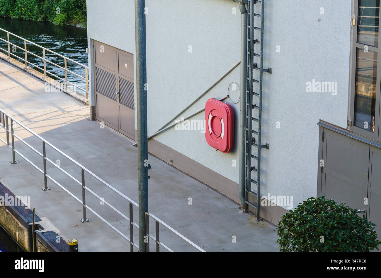 Lock and weir systems hi-res stock photography and images - Alamy