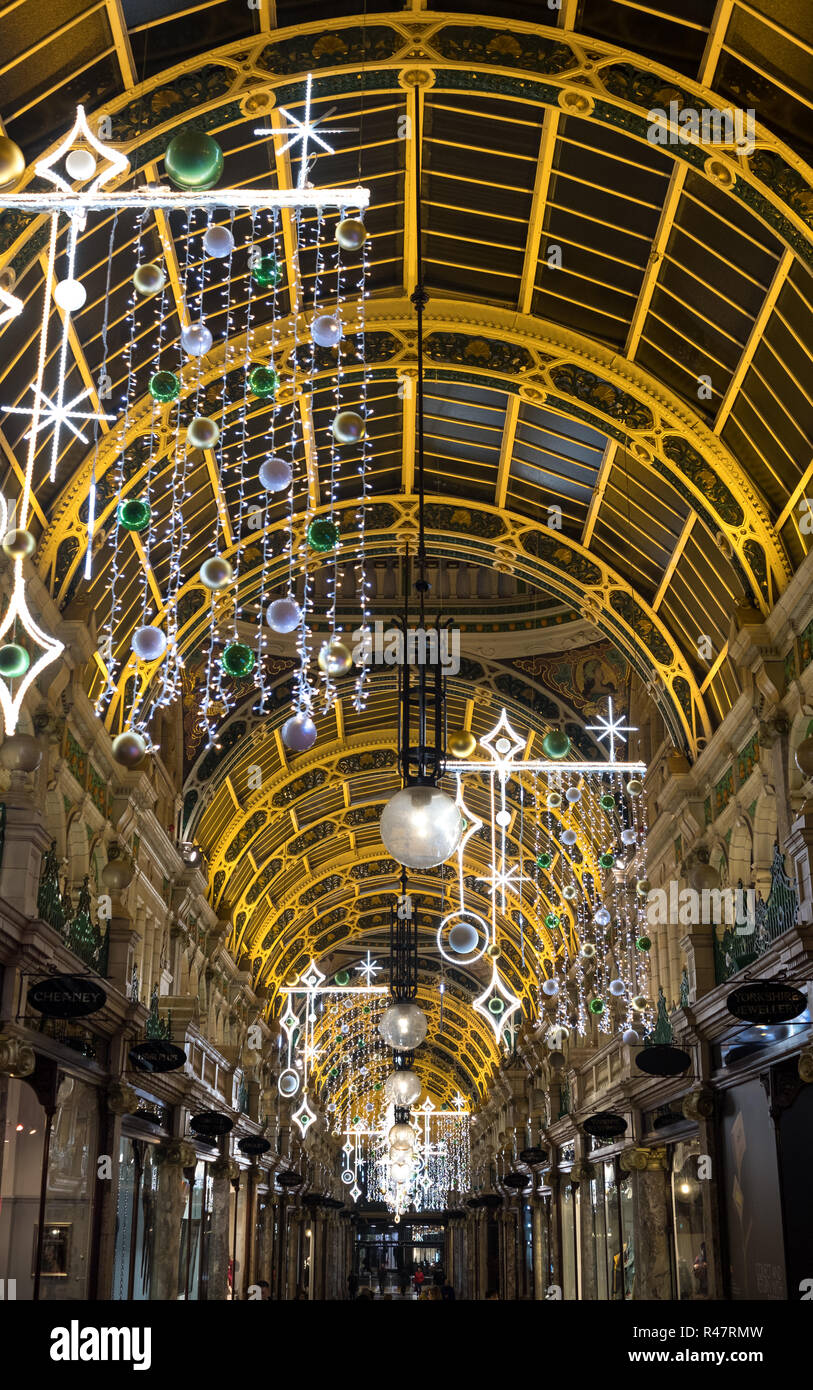 Victoria quarter christmas hi-res stock photography and images - Alamy