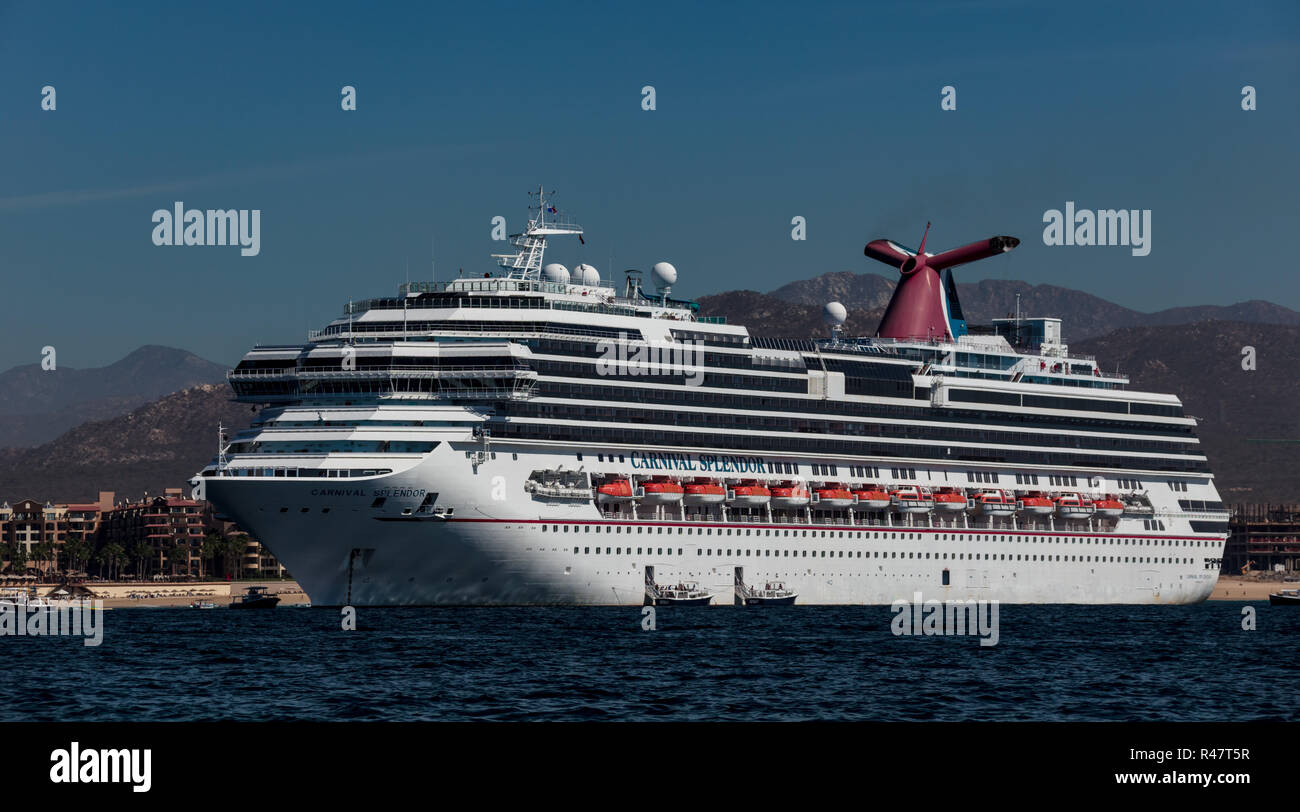 Carnival splendor cruise ship hi-res stock photography and images - Alamy
