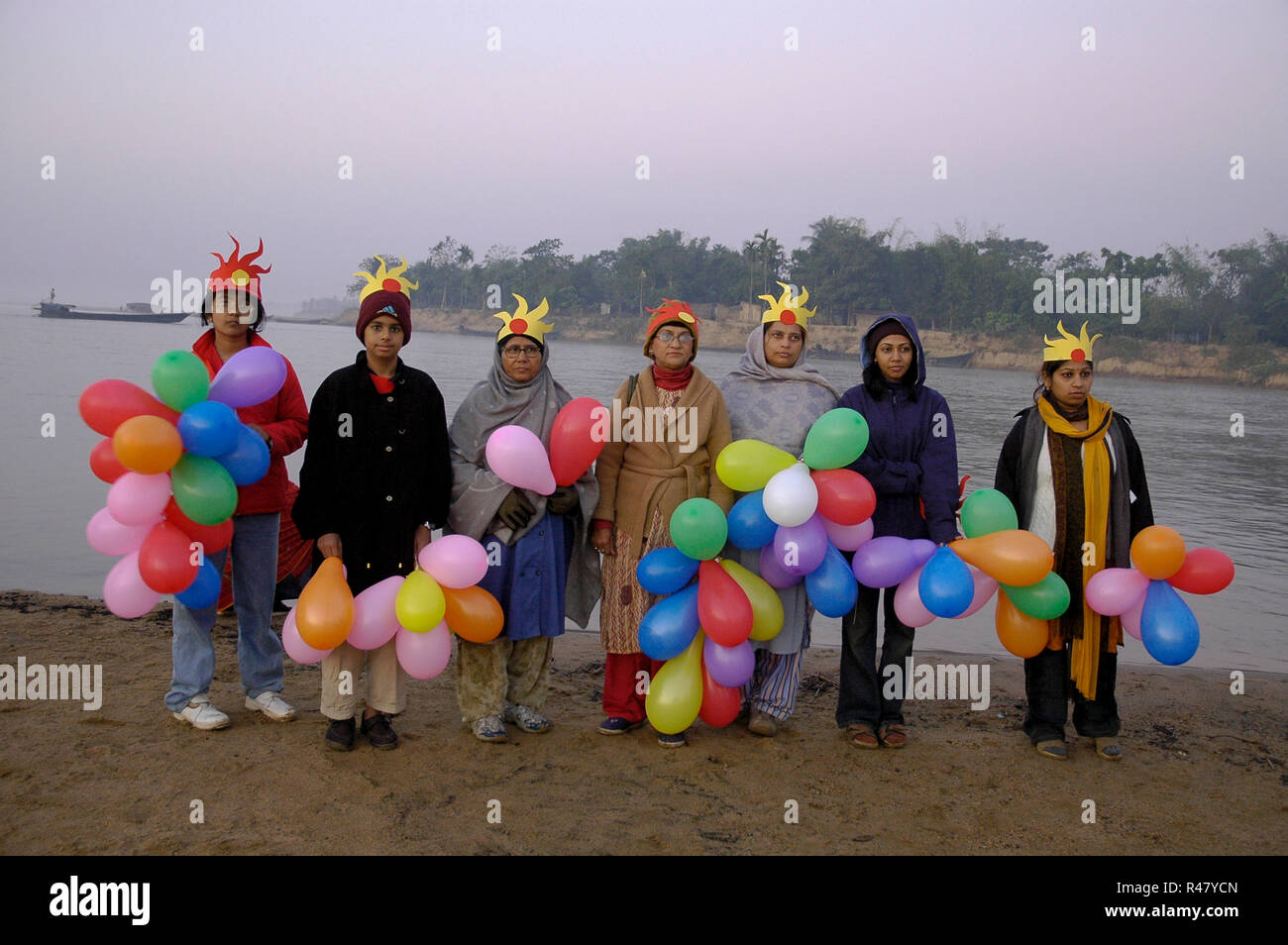 Bangladeshi people celebrating hi-res stock photography and images - Alamy