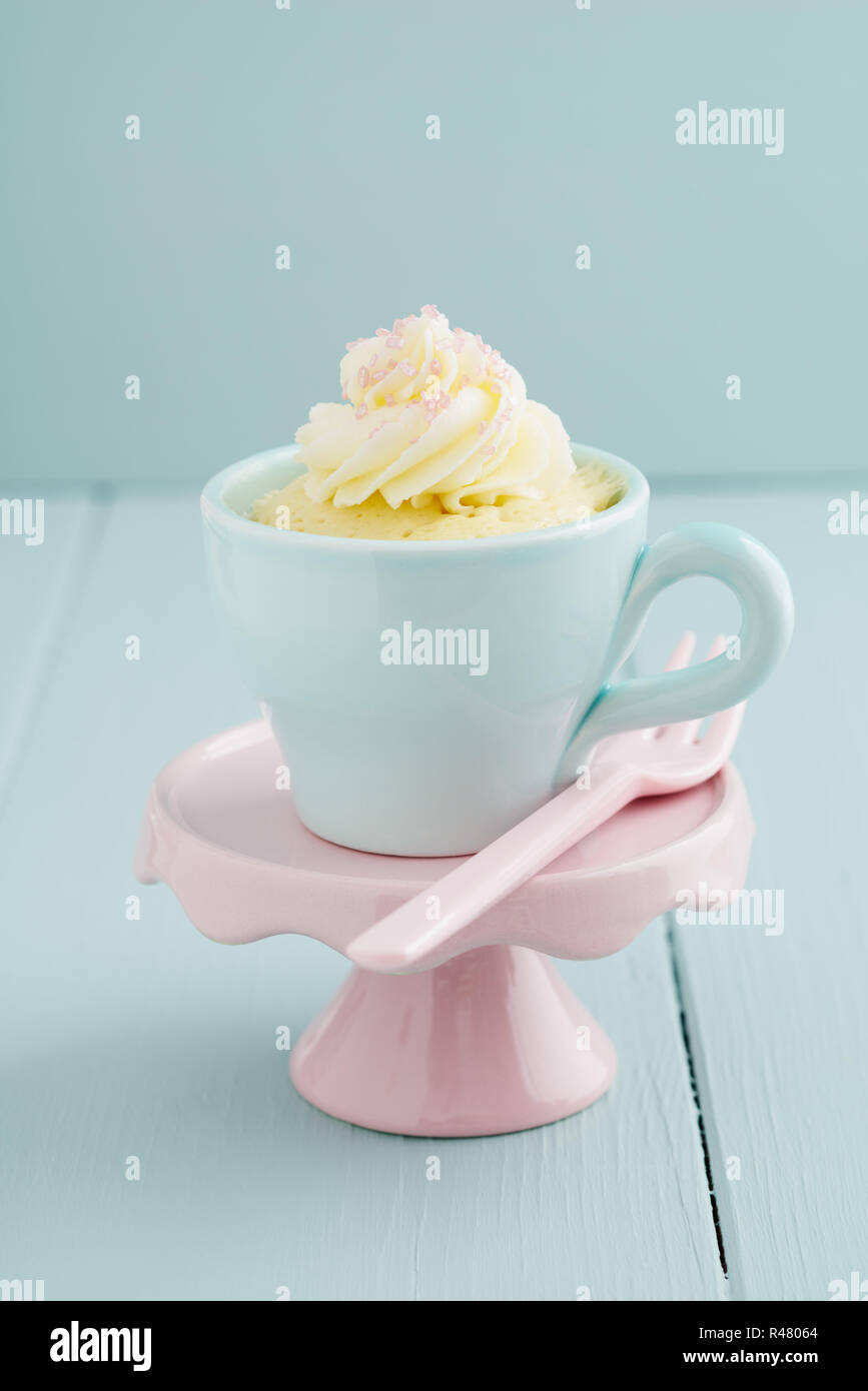 Cake picker hi-res stock photography and images - Alamy