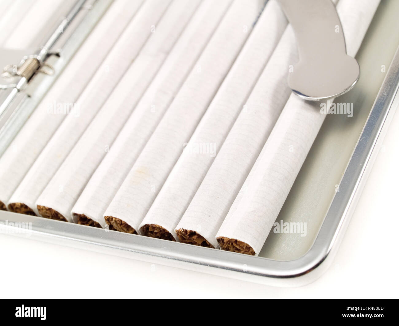 Open cigarette box macro hi-res stock photography and images - Alamy