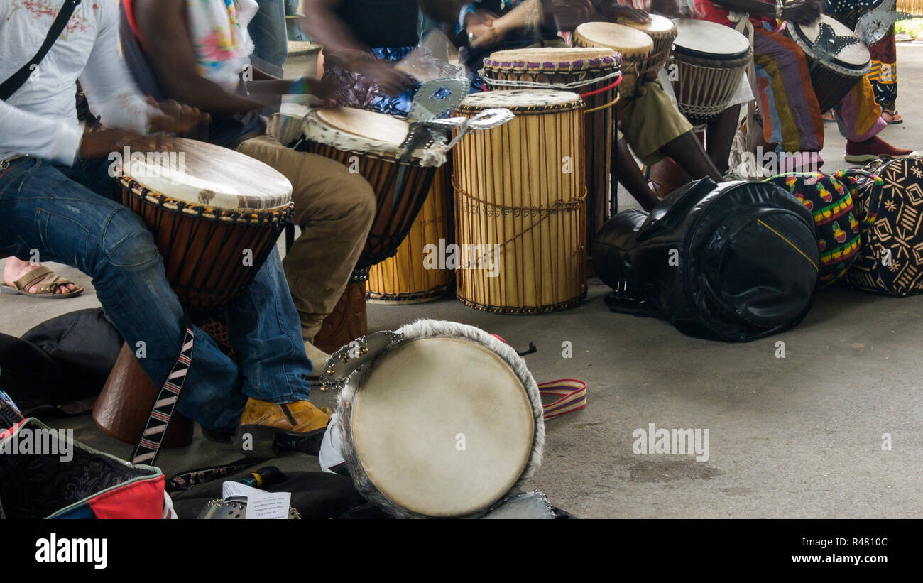 African musicians hi-res stock photography and images - Alamy