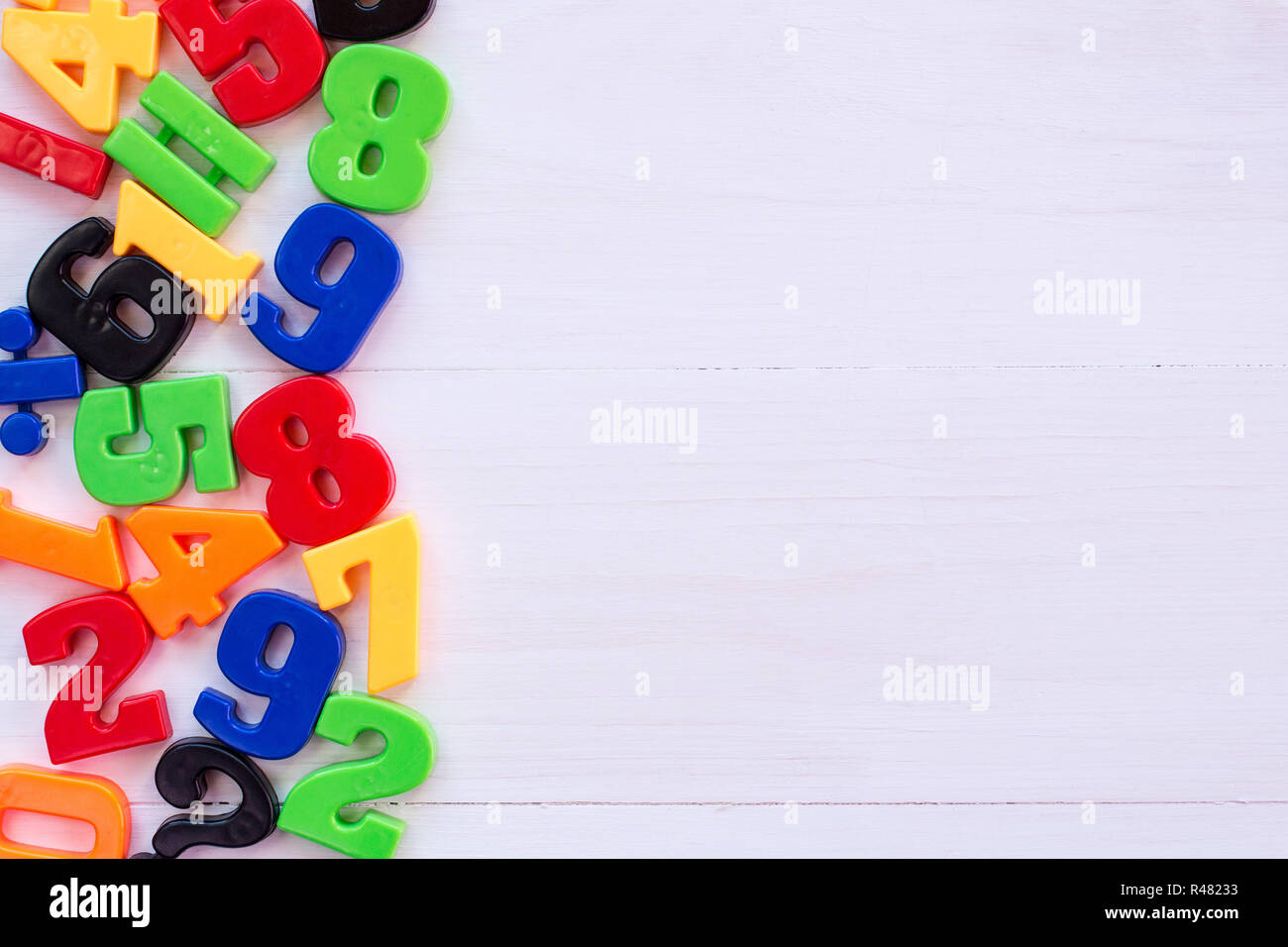 Magnetic numbers hi-res stock photography and images - Alamy