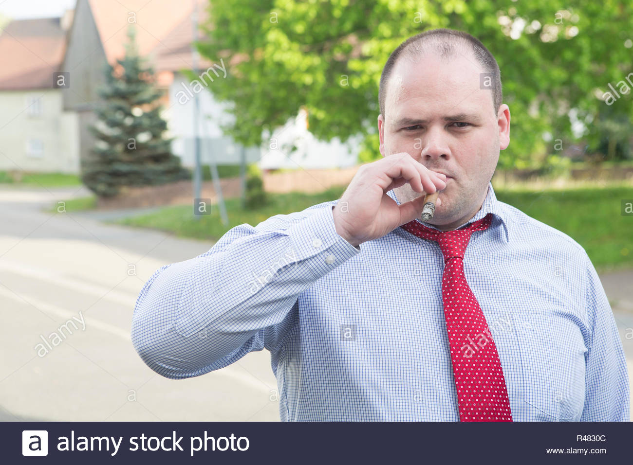 Obese Man Smoking Stock Photos & Obese Man Smoking Stock Images - Alamy