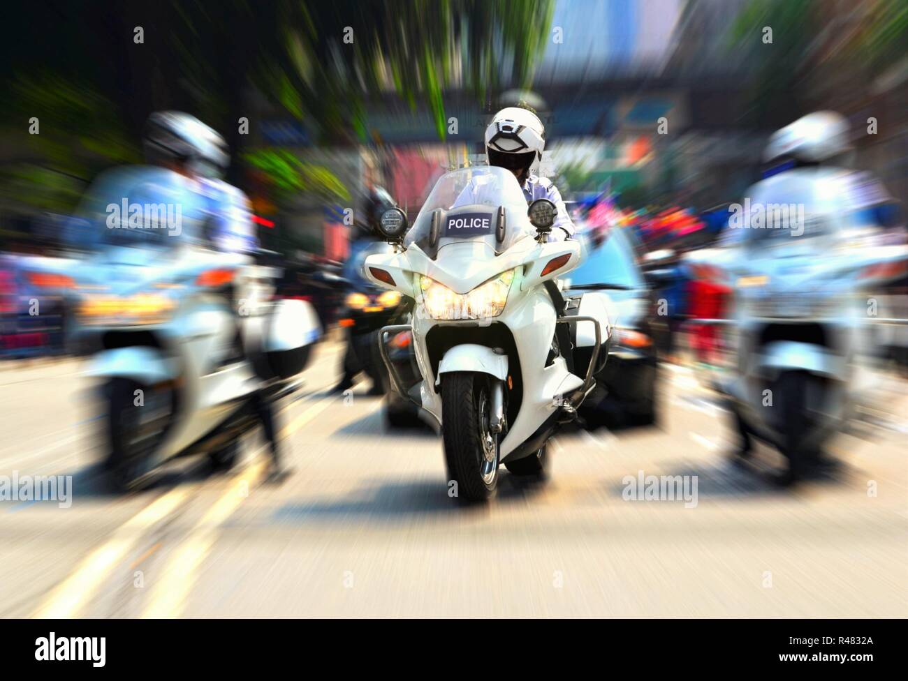 Police escorting traffic hi-res stock photography and images - Alamy
