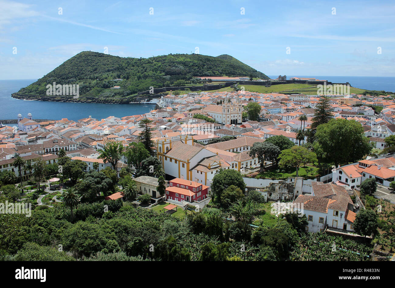 Monte vulcan hi-res stock photography and images - Alamy