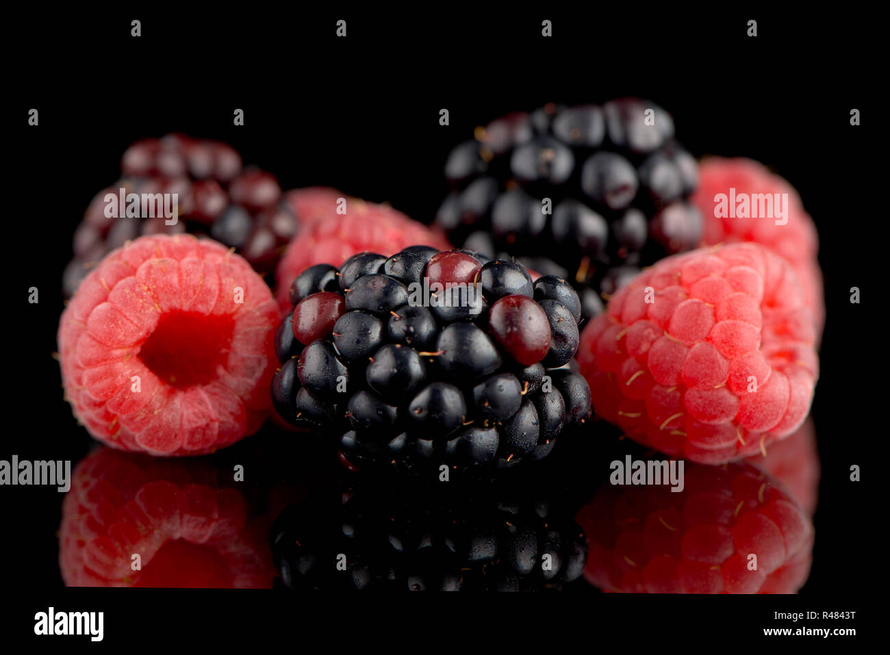 Blackberry and raspberry Stock Photo - Alamy