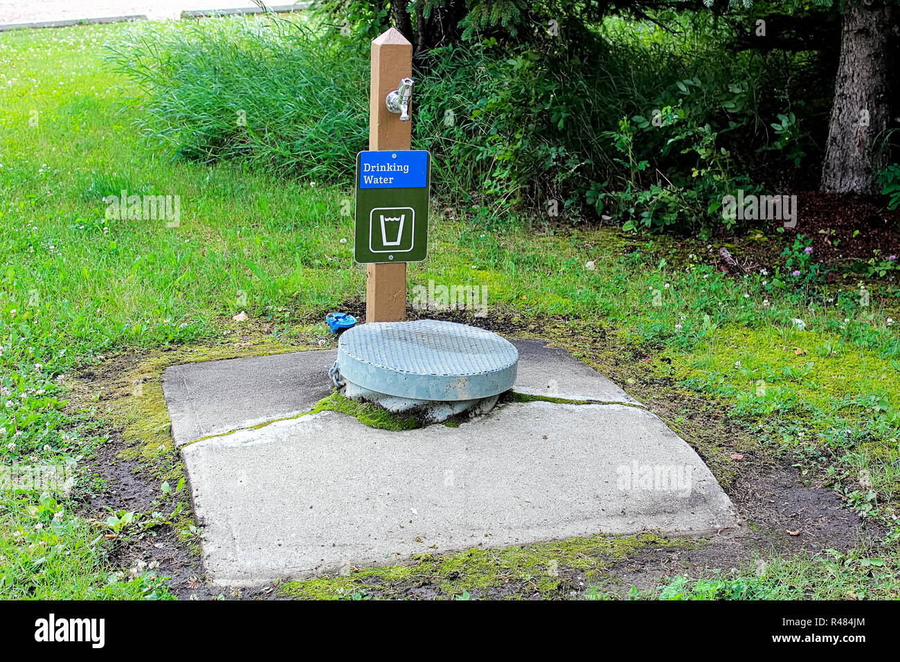 Canada water station sign hi-res stock photography and images - Alamy