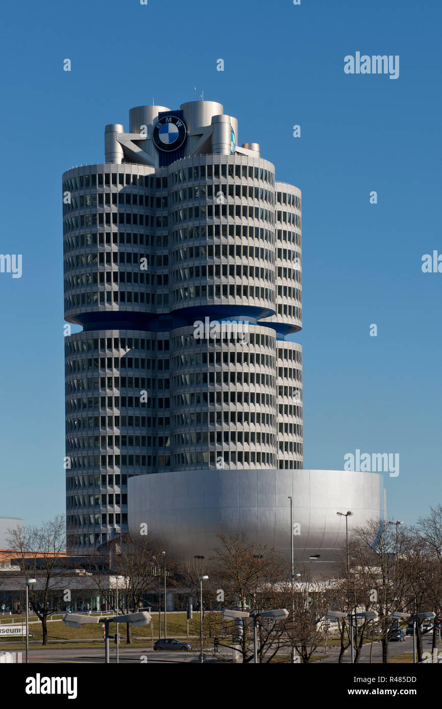 Bmw Building in Munich Stock Photo - Alamy