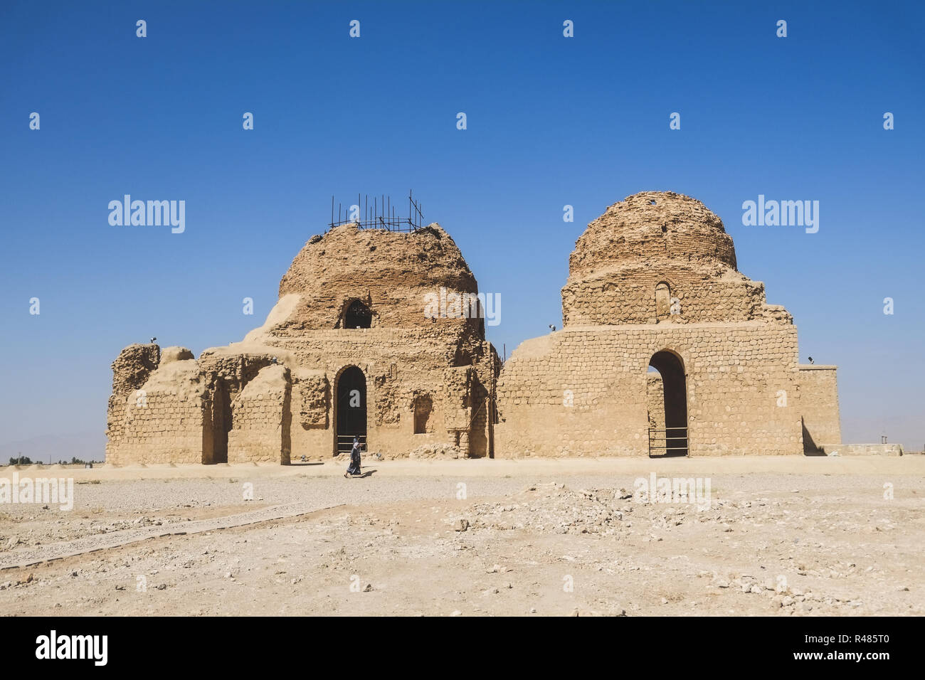 Sassanid architecture hi-res stock photography and images - Alamy