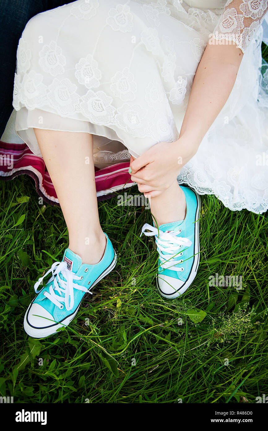 Bride Sitting Down Wedding Ceremony Stock Photos & Bride Sitting Down ...