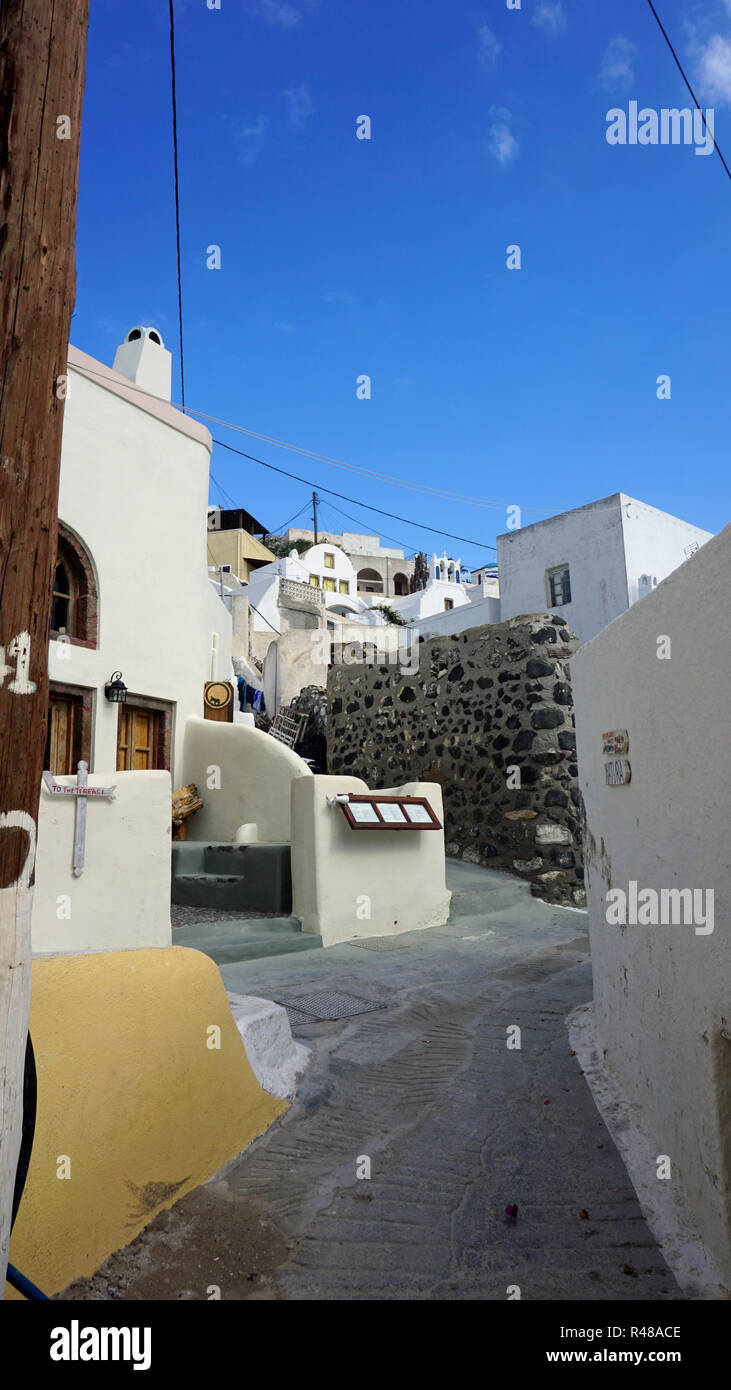 traditional greek village exo gonia on santorini Stock Photo - Alamy