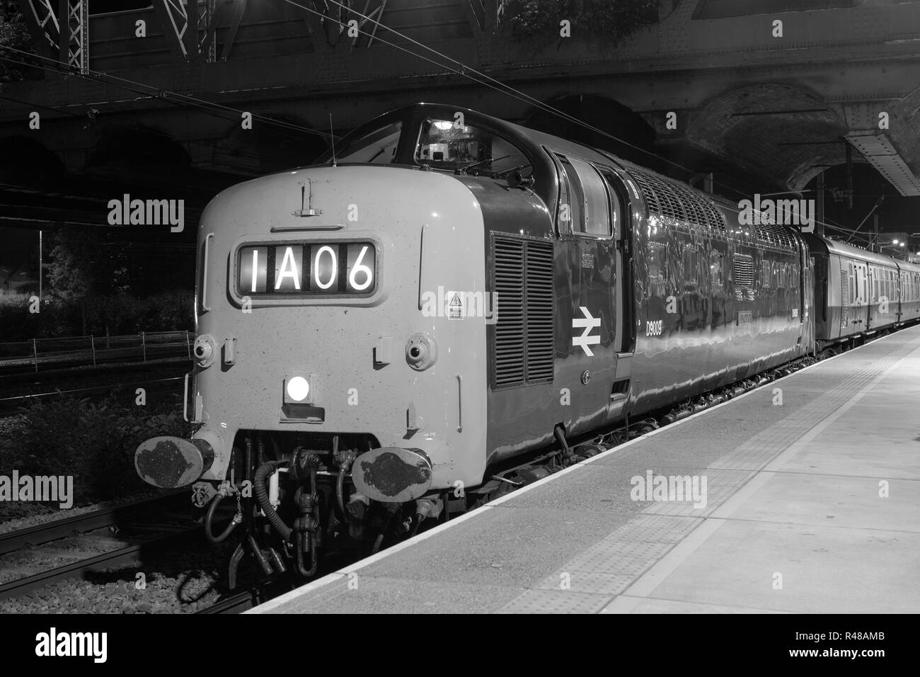 Class 55 deltic diesel locomotive hi-res stock photography and images - Alamy