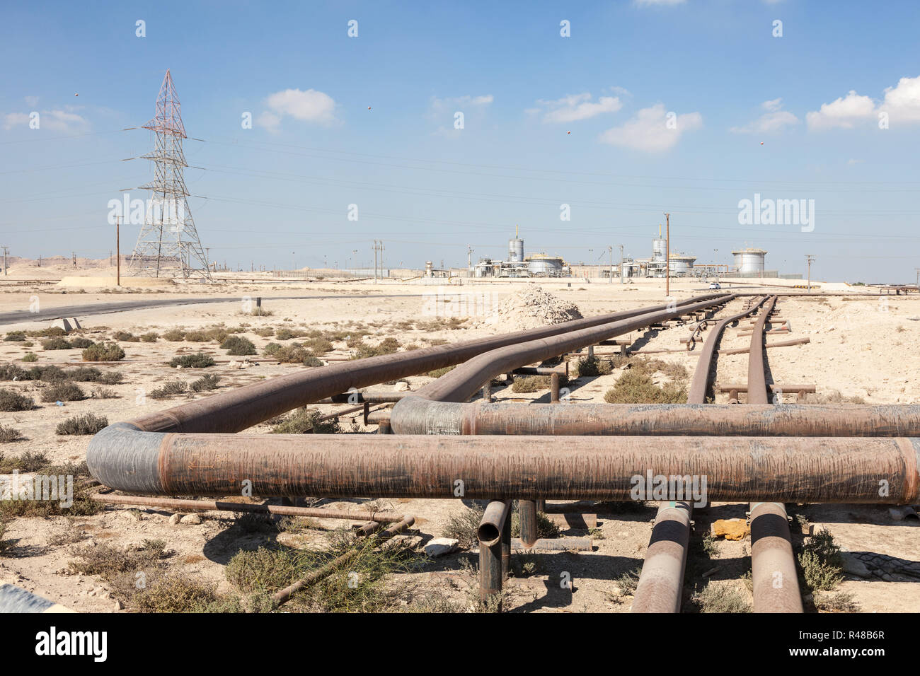 Qatar gas plant hi-res stock photography and images - Alamy