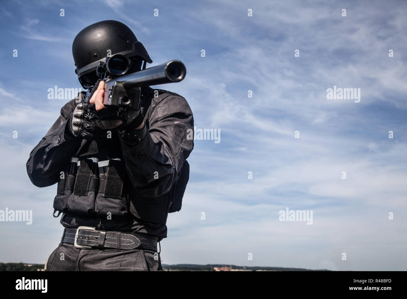 SWAT police sniper Stock Photo - Alamy