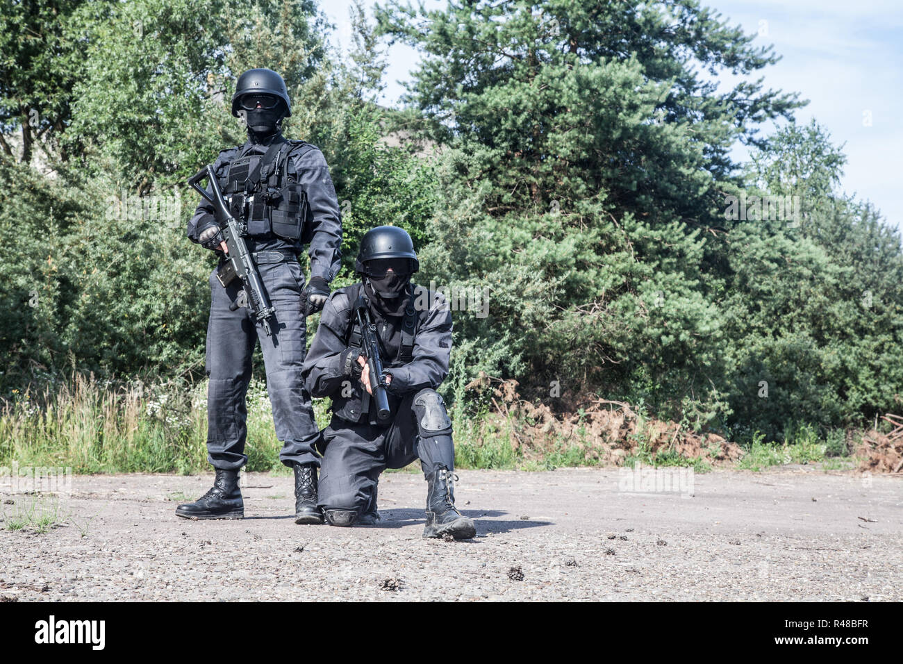 Spec ops police SWAT Stock Photo - Alamy