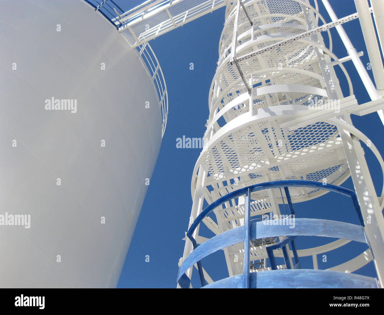 Water tower ladder climbing hi-res stock photography and images - Alamy