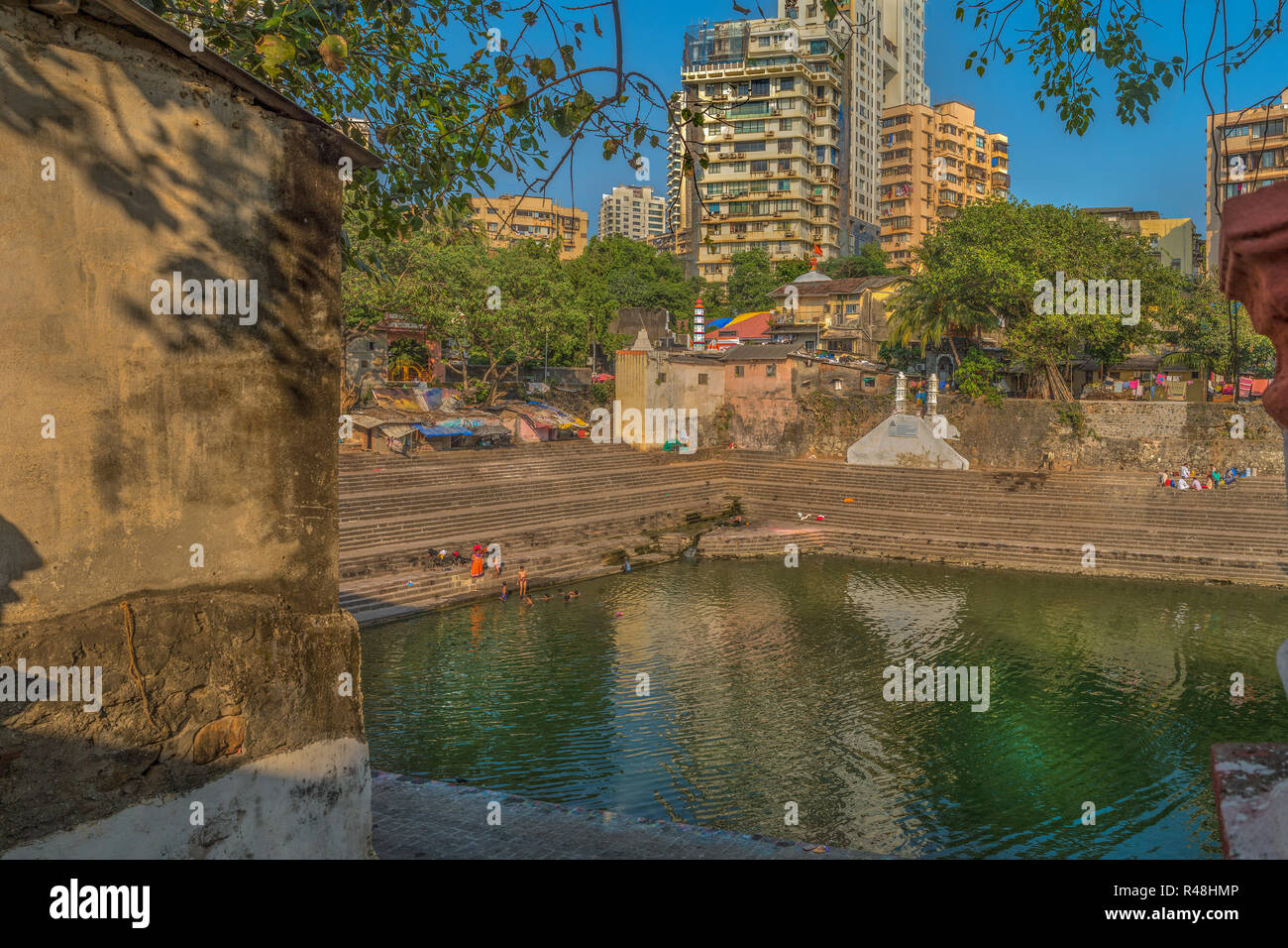 09—Nov-2017-Banganga Tank Ghats Walkaswar Mumbai Maharashtra INDIA ...