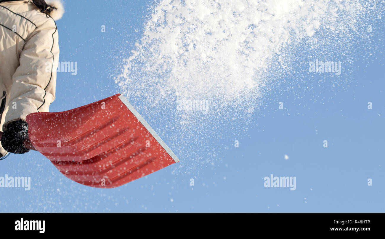 Snowshovel hi-res stock photography and images - Alamy