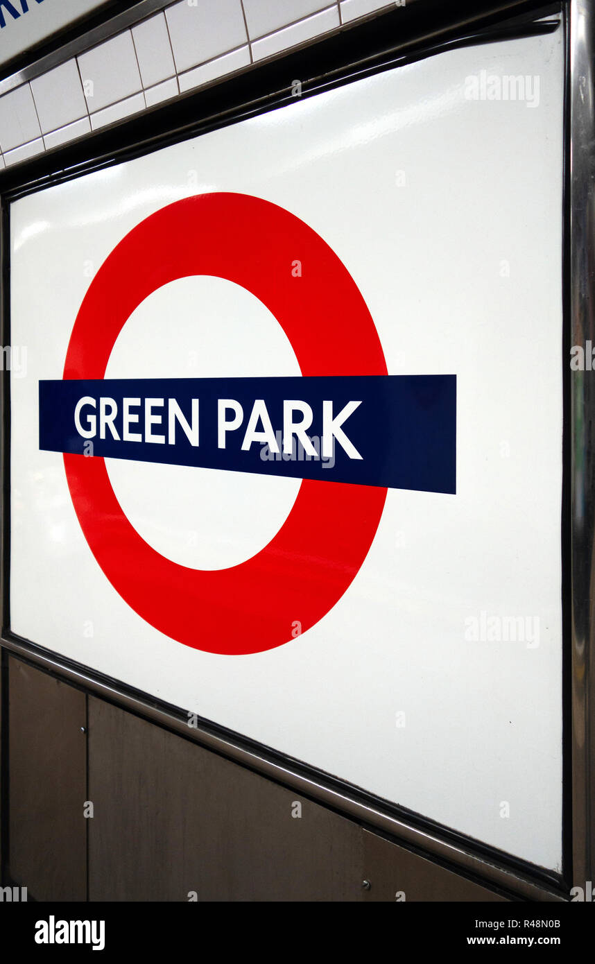 Green Park London Iconic Underground Tube Logo sign Stock Photo - Alamy