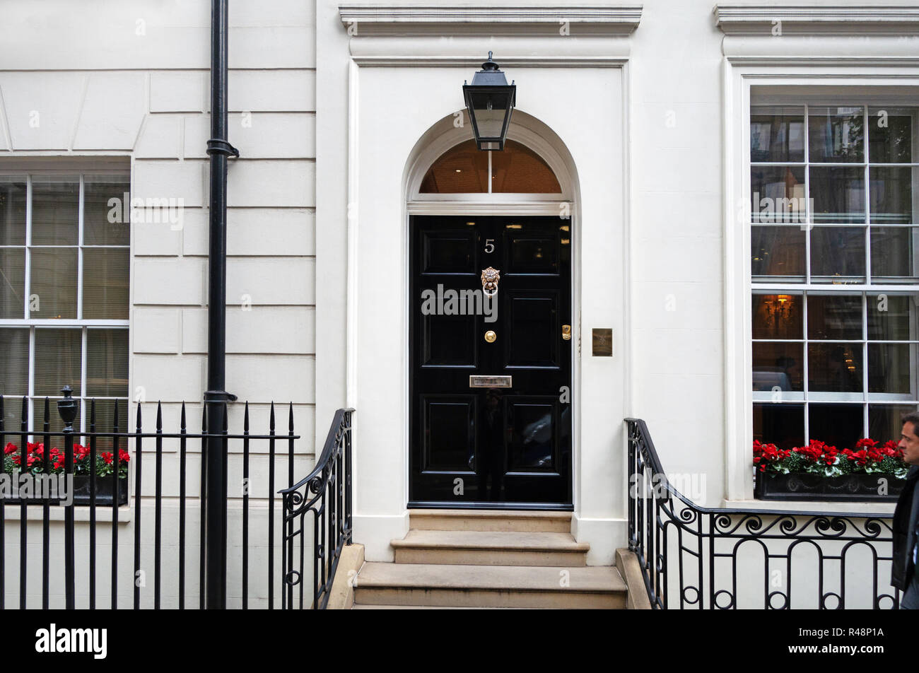 The old home of Sir Robert Walpole longest time served among Prime ...