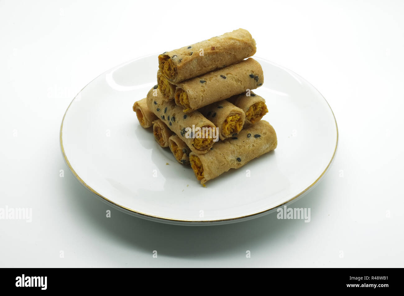 Crispy rolled wafer hi-res stock photography and images - Alamy