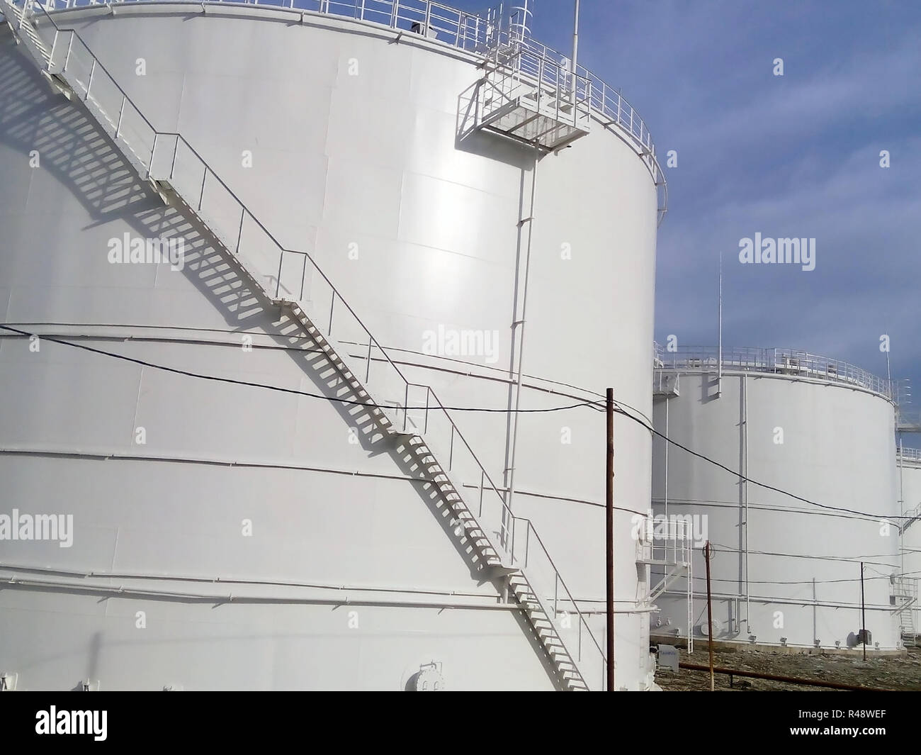 Storage tanks for petroleum products Stock Photo - Alamy