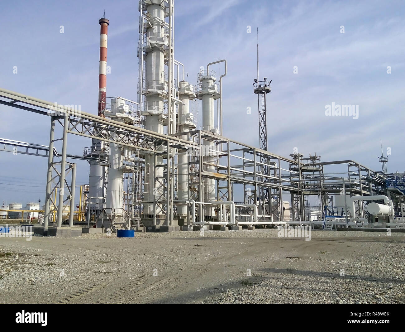 The oil refinery Stock Photo - Alamy