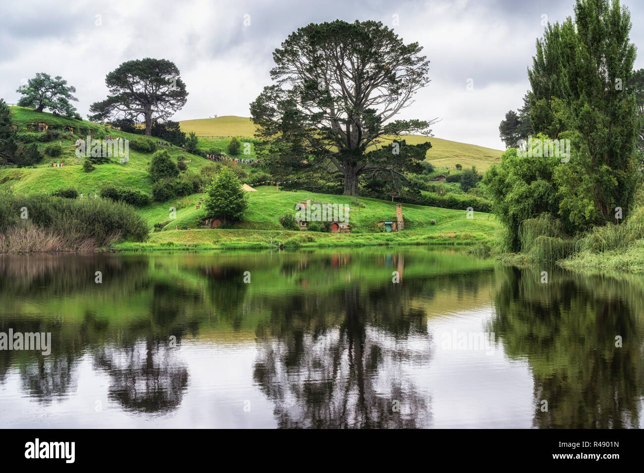 hobbiton movie set Stock Photo - Alamy