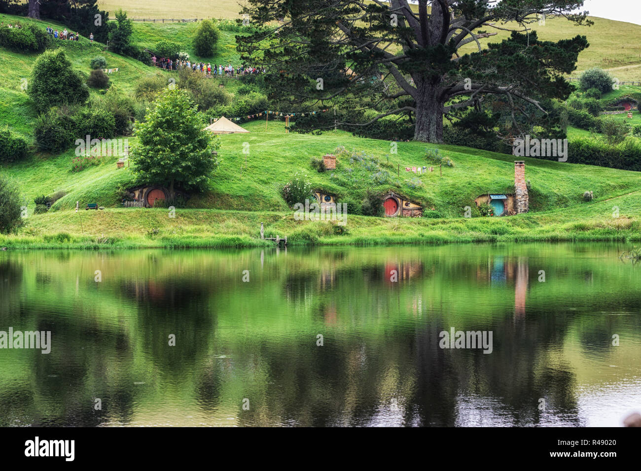 hobbiton movie set Stock Photo - Alamy