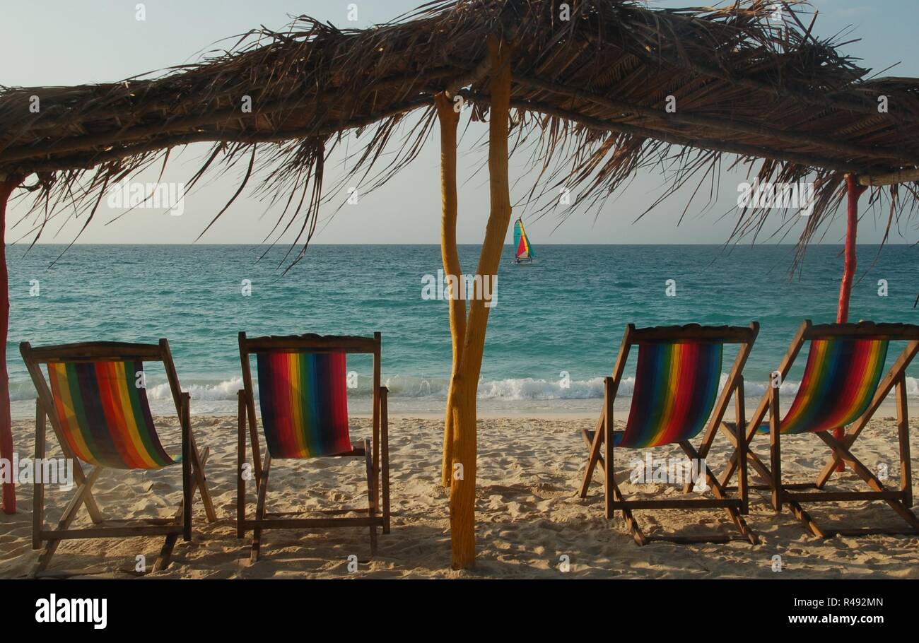 holiday relax tropical beach Stock Photo - Alamy