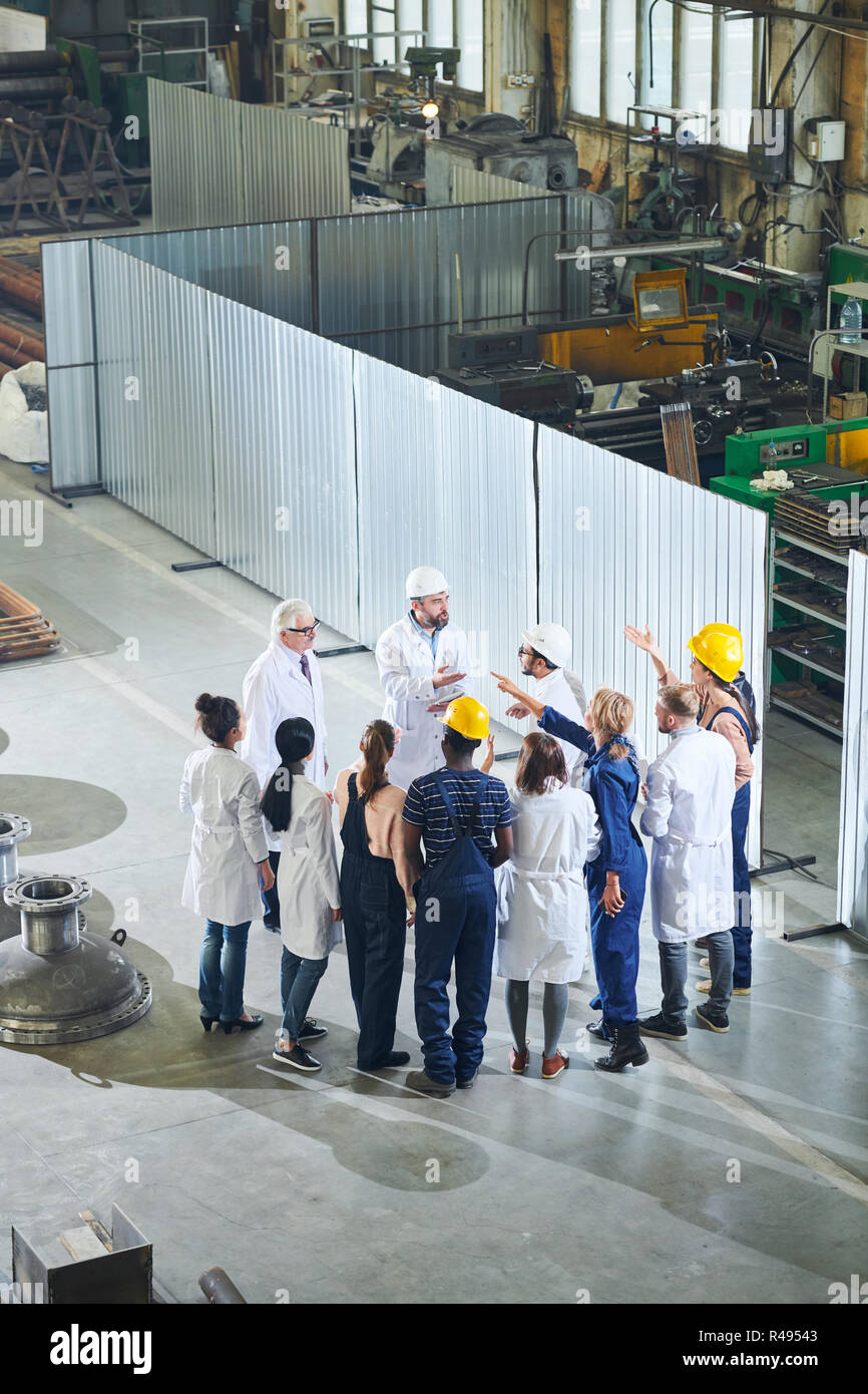 Angry group people hi-res stock photography and images - Alamy