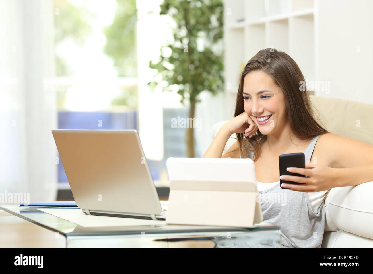 Multiple home computers hi-res stock photography and images - Alamy