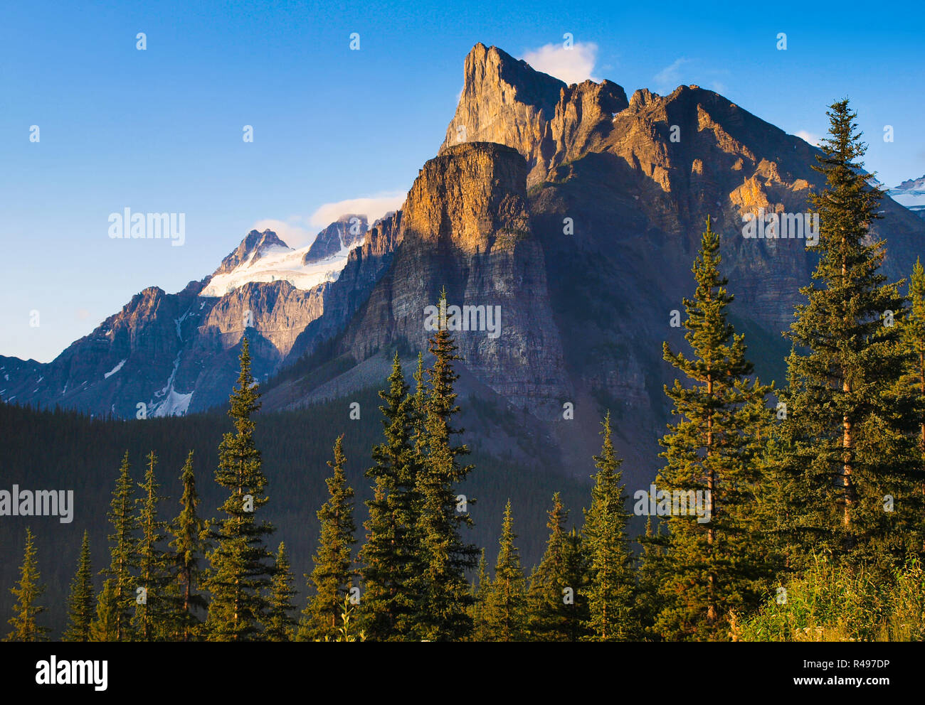 Beautiful landscape with Rocky Mountains at sunset, Banff National Park ...