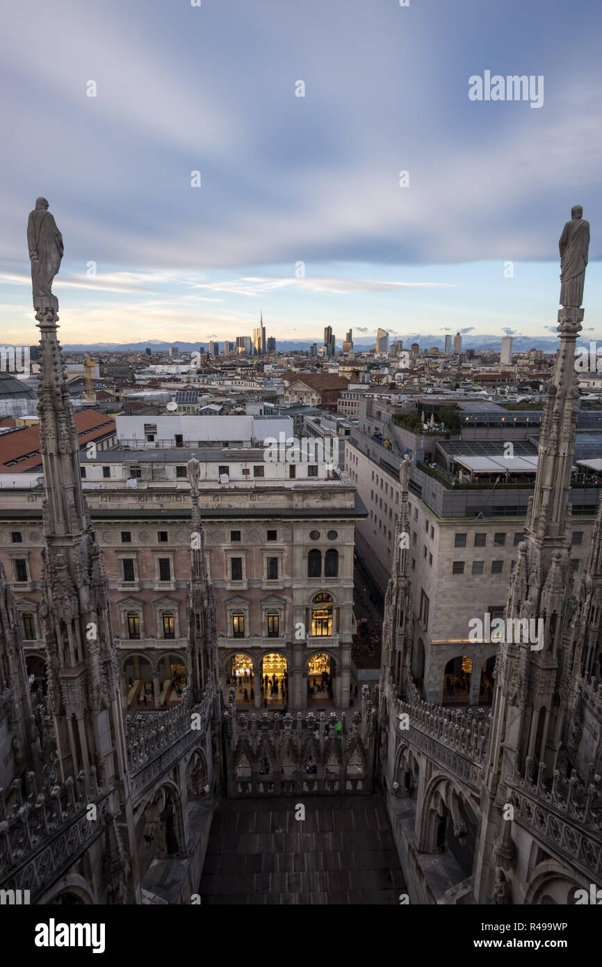Milan Duomo rooftop Stock Photo - Alamy