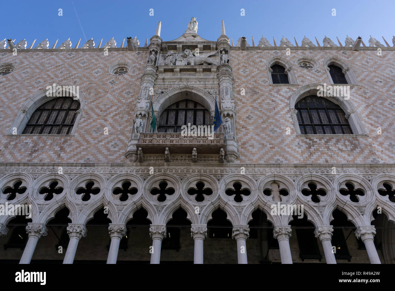 Doge palace venice construction hi-res stock photography and images - Alamy