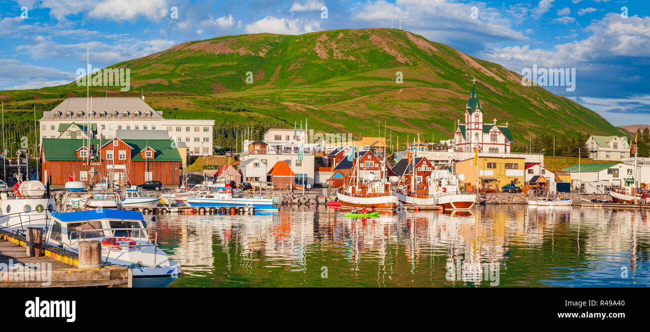 Iceland blue houses hi-res stock photography and images - Alamy