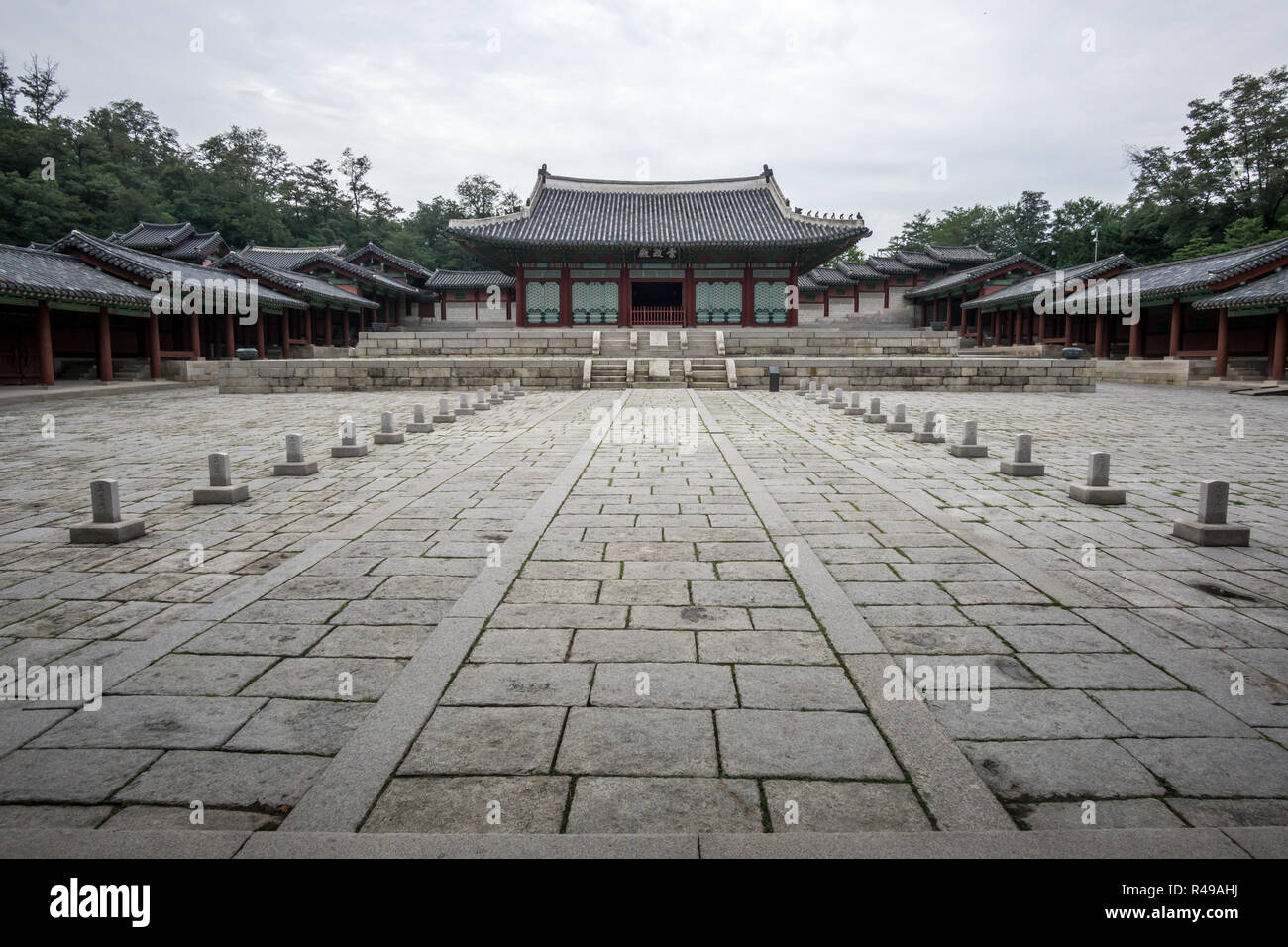 Gyeonghui gung Palace Scenery Stock Photo - Alamy