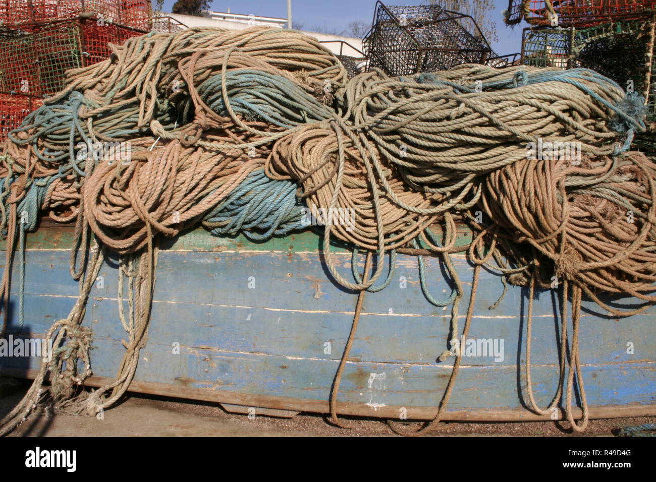 Ropes, traps and wood Stock Photo - Alamy