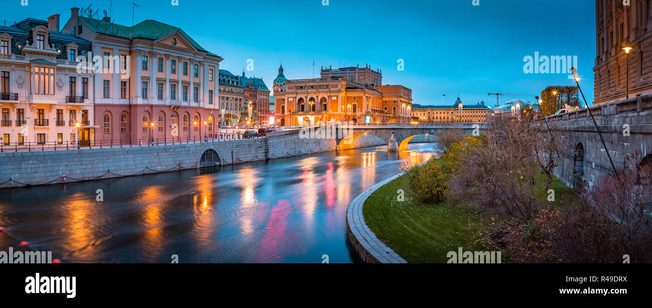 Operan stockholm hi-res stock photography and images - Alamy