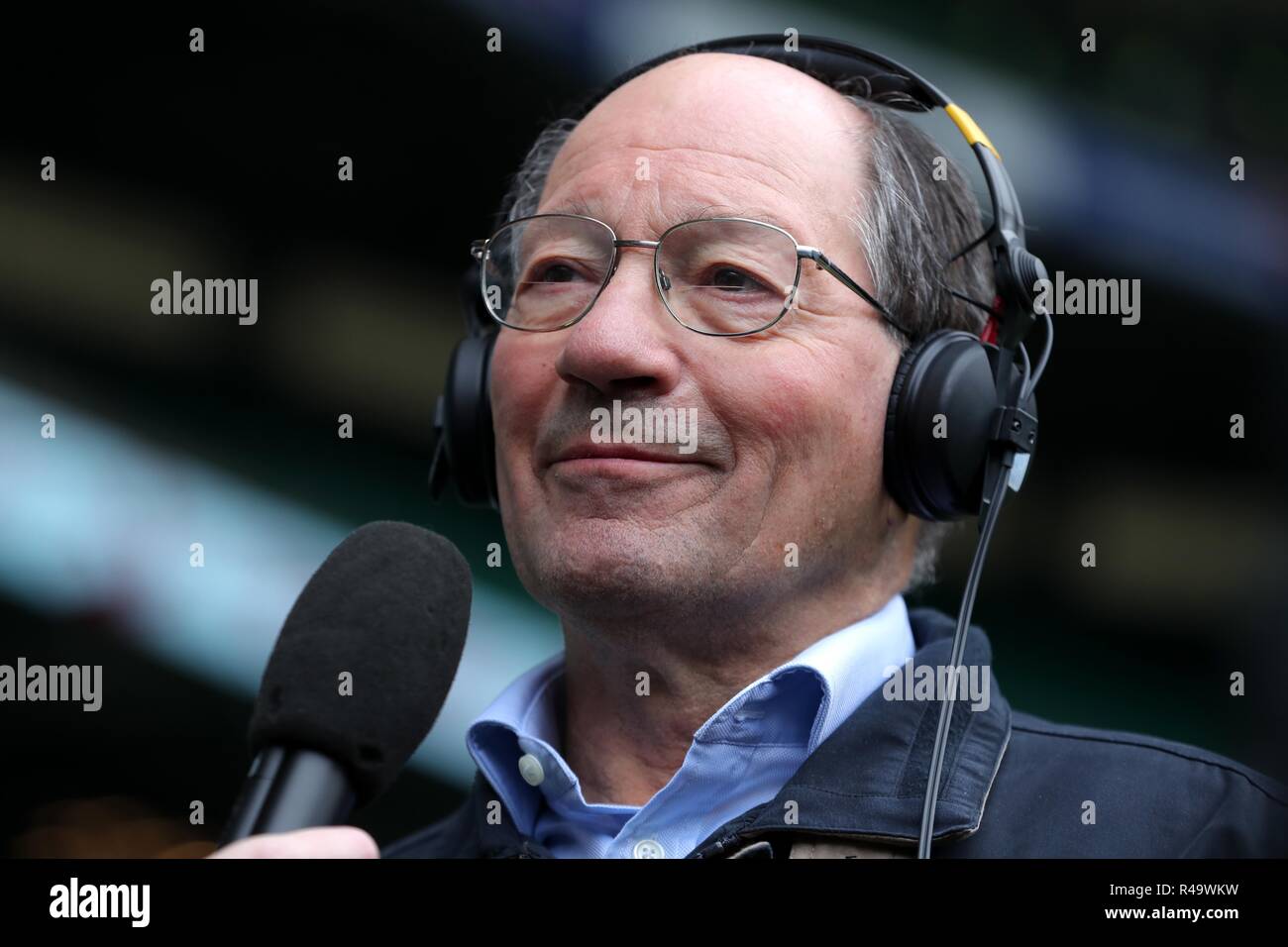 Bbc rugby commentator ian robertson hi-res stock photography and images ...