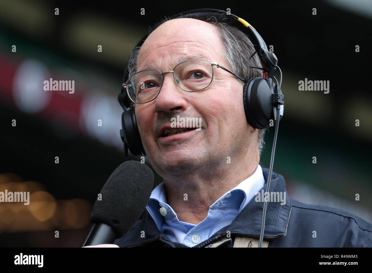 Bbc rugby commentator ian robertson hi-res stock photography and images ...