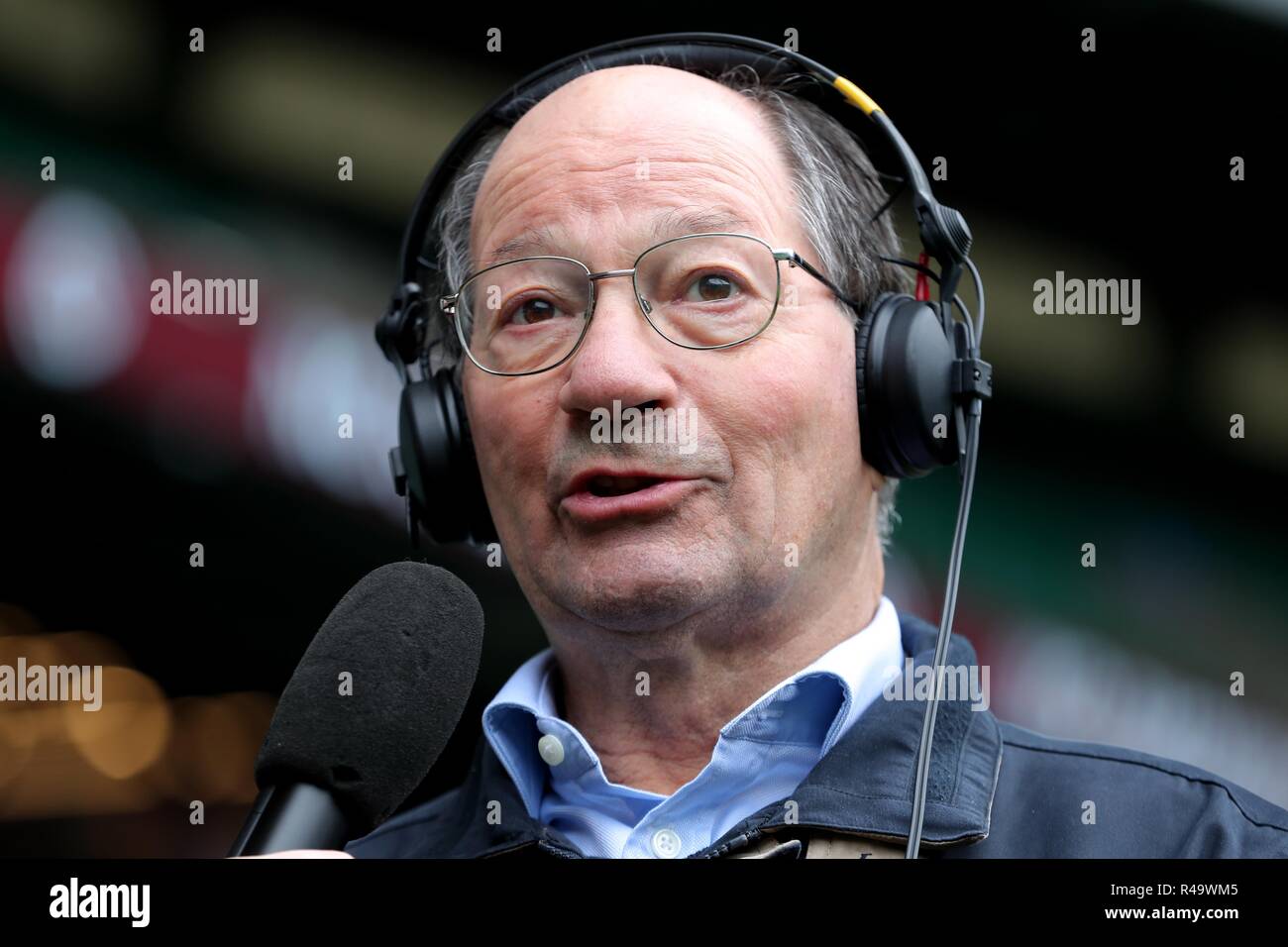 Bbc rugby commentator ian robertson hi-res stock photography and images ...